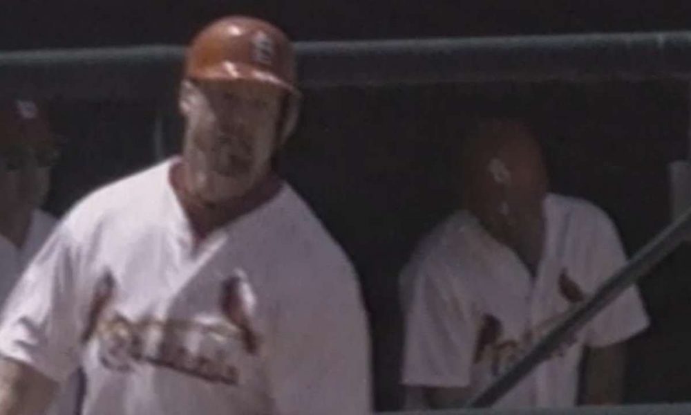 Big Mac's 17th homer of 1998 - Crush That Sports