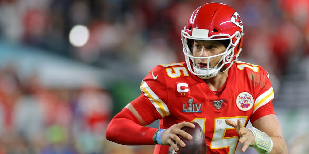 Patrick Mahomes Leads Chiefs' Epic Comeback to Win Super Bowl LIV ...