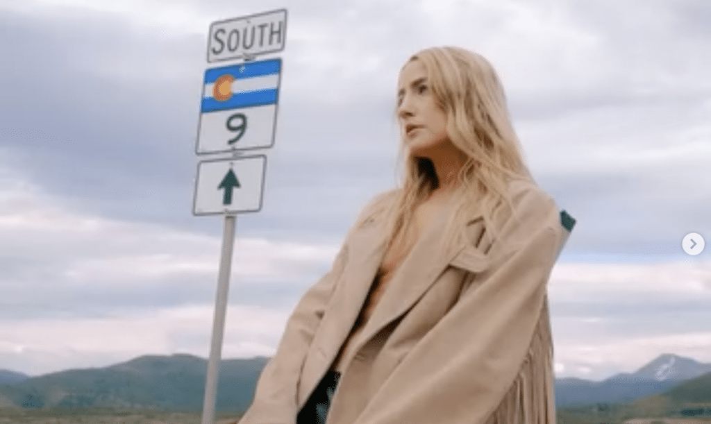 MLB Star Ingrid Andress Delivers Harsh Version Of National Anthem ...